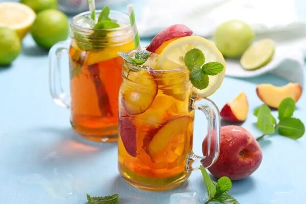 How to Make Fruit Tea at Home with Fresh Ingredients
